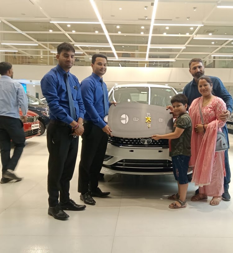 Gallery - Tata Motors Cars Showroom in Rudrapur